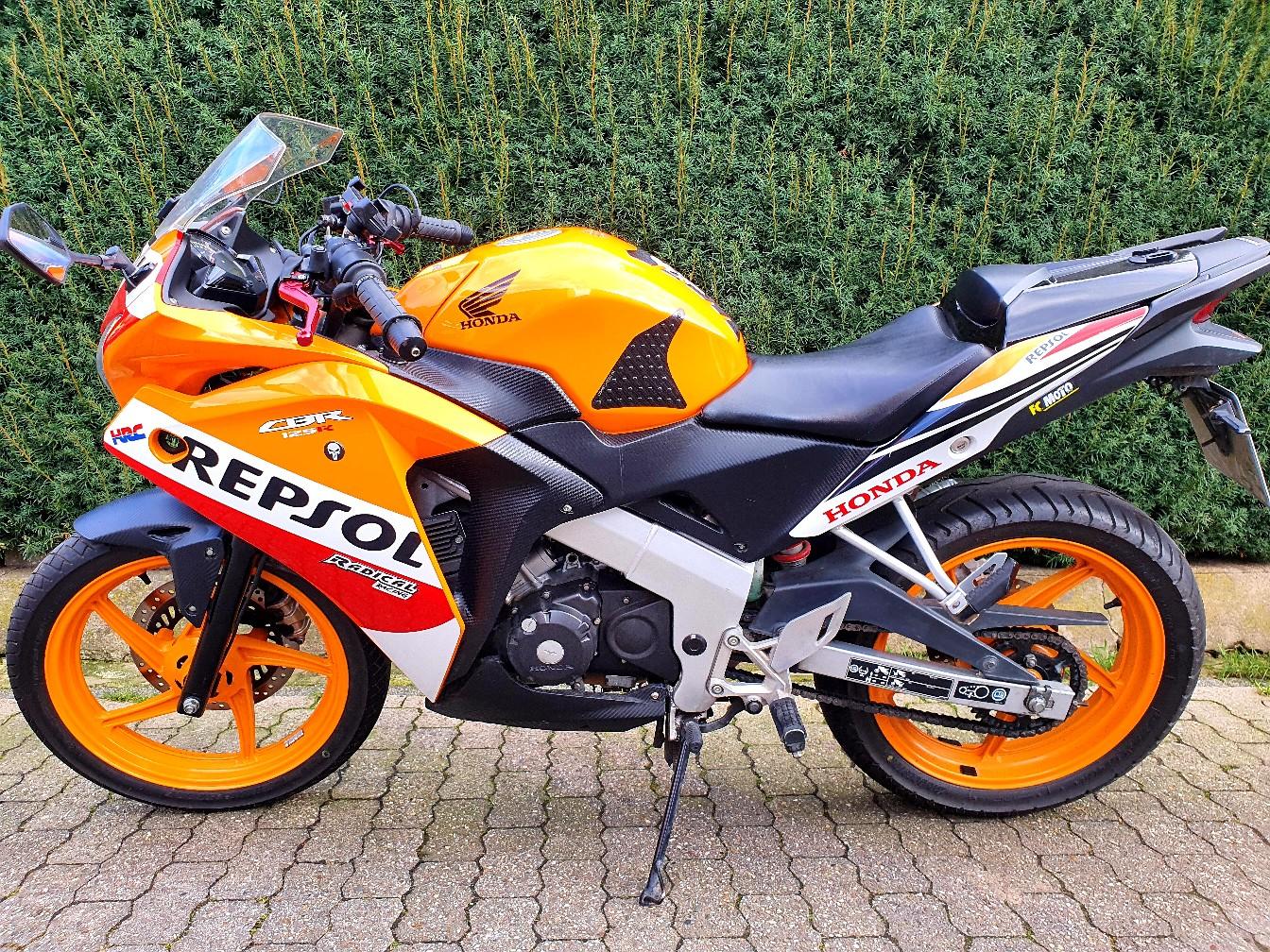 Honda CBR125r Repsol Radical Racing GP in 52525 Heinsberg für 2.500,00 ...