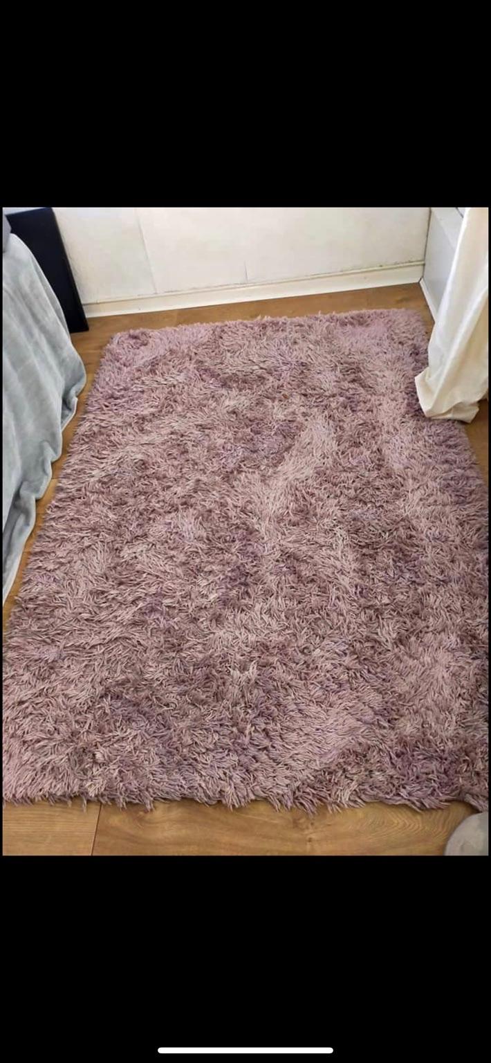 Large blush pink shaggy rug in B23 Birmingham für 20,00 £ zum Verkauf ...