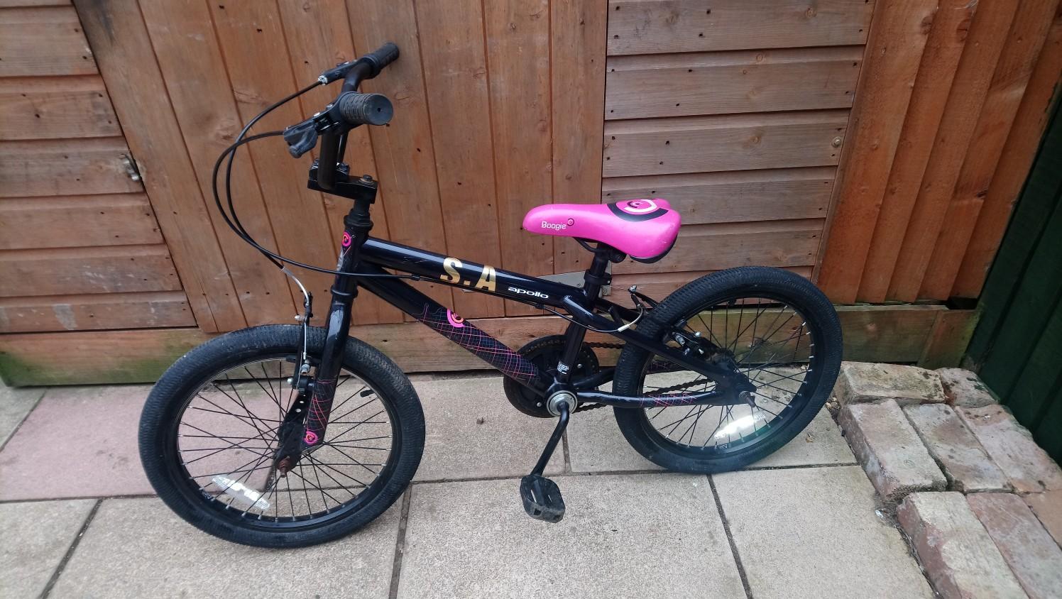 girls apollo bike in NN5 Duston für 35,00 £ zum Verkauf | Shpock DE