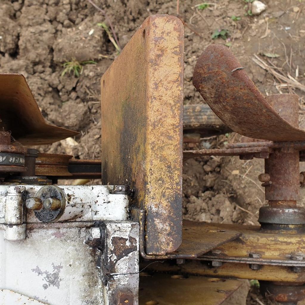 Rotovator Old Spairs or Repairs in Luton für £ 29,00 zum Verkauf ...