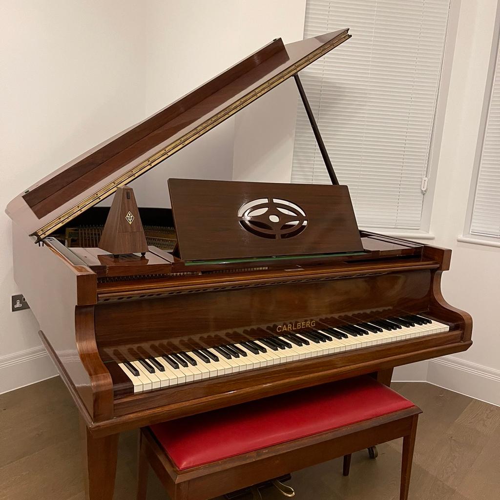 Baby Grand Piano in KT2 London für 600,00 £ zum Verkauf | Shpock DE