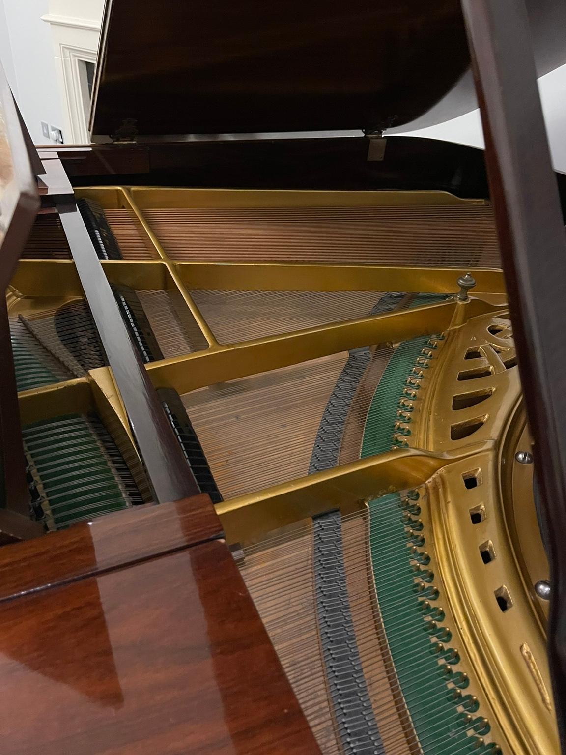 Baby Grand Piano in KT2 London für 600,00 £ zum Verkauf | Shpock DE