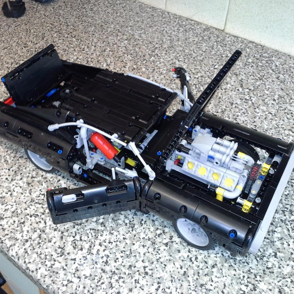 lego technics doms dodge charger 42111 in DA8 Bexley für 46,00 £ zum ...