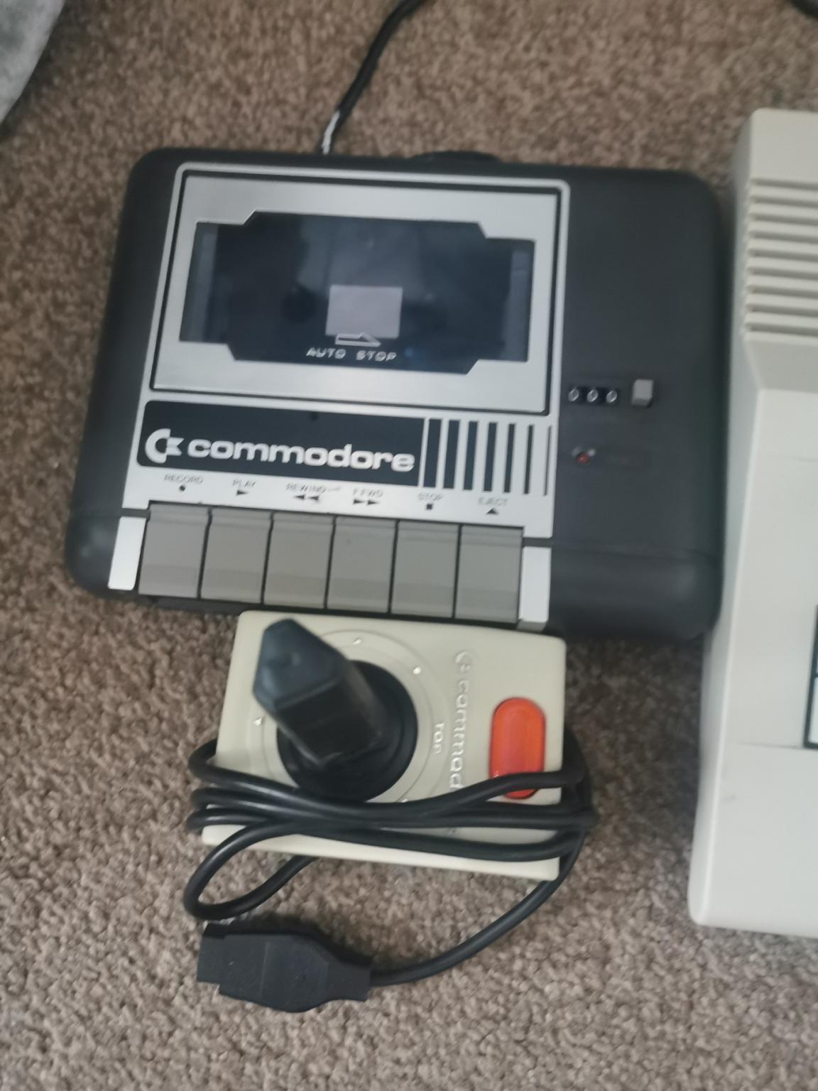 Commodore 64 computer console bundle in CO15 Tendring für 50,00 £ zum ...