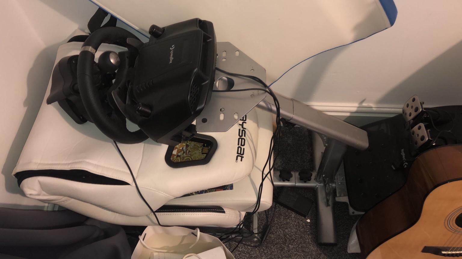 Logitech G920 set and PLAYSEAT frame in CH2 Chester für £ 220,00 zum ...