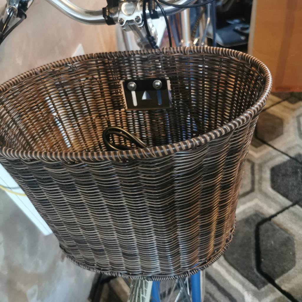 Pendleton Somerby Deluxe Electric Hybrid Bike in DN5 Doncaster for £700 ...