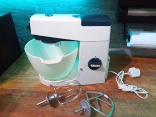 Kenwood chef vintage food mixer in LS10 Leeds for £120.00 for sale | Shpock