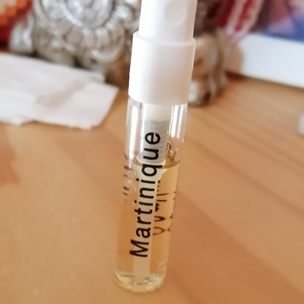 Duftprobe für Frauen in 08340 Schwarzenberg/Erzgebirge für 0,50 € zum ...