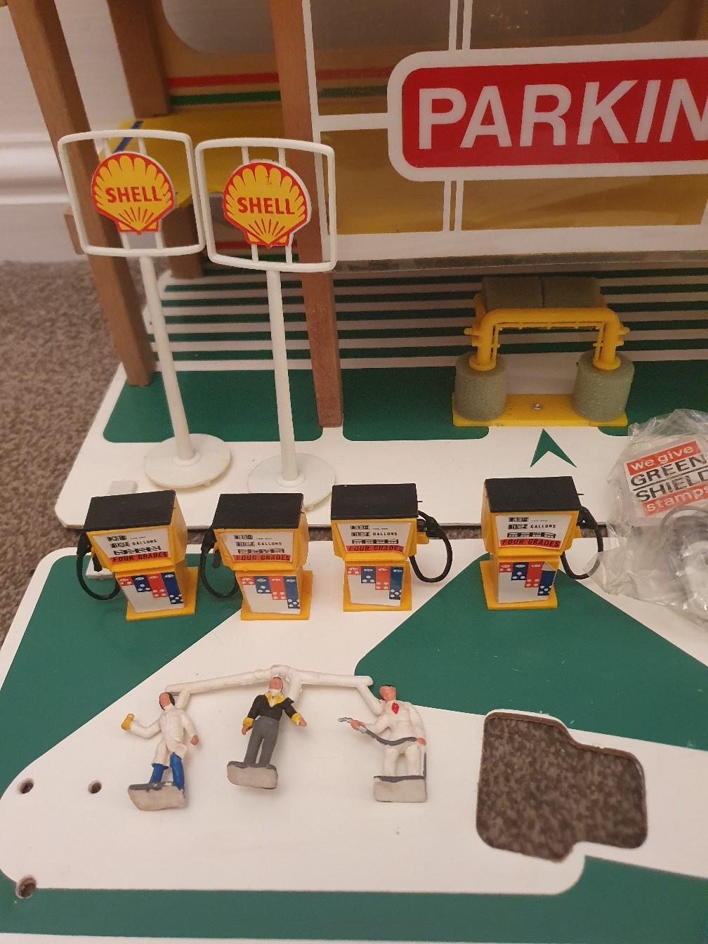 Vintage Corgi Mettoy Toy Garage in B26 Birmingham für 80,00 £ zum ...