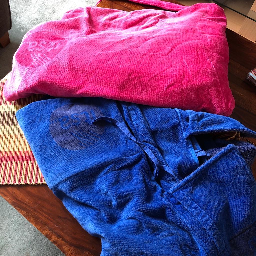 Itsa Beach Towel x 2. in DA6 London für £ 15,00 zum Verkauf | Shpock AT