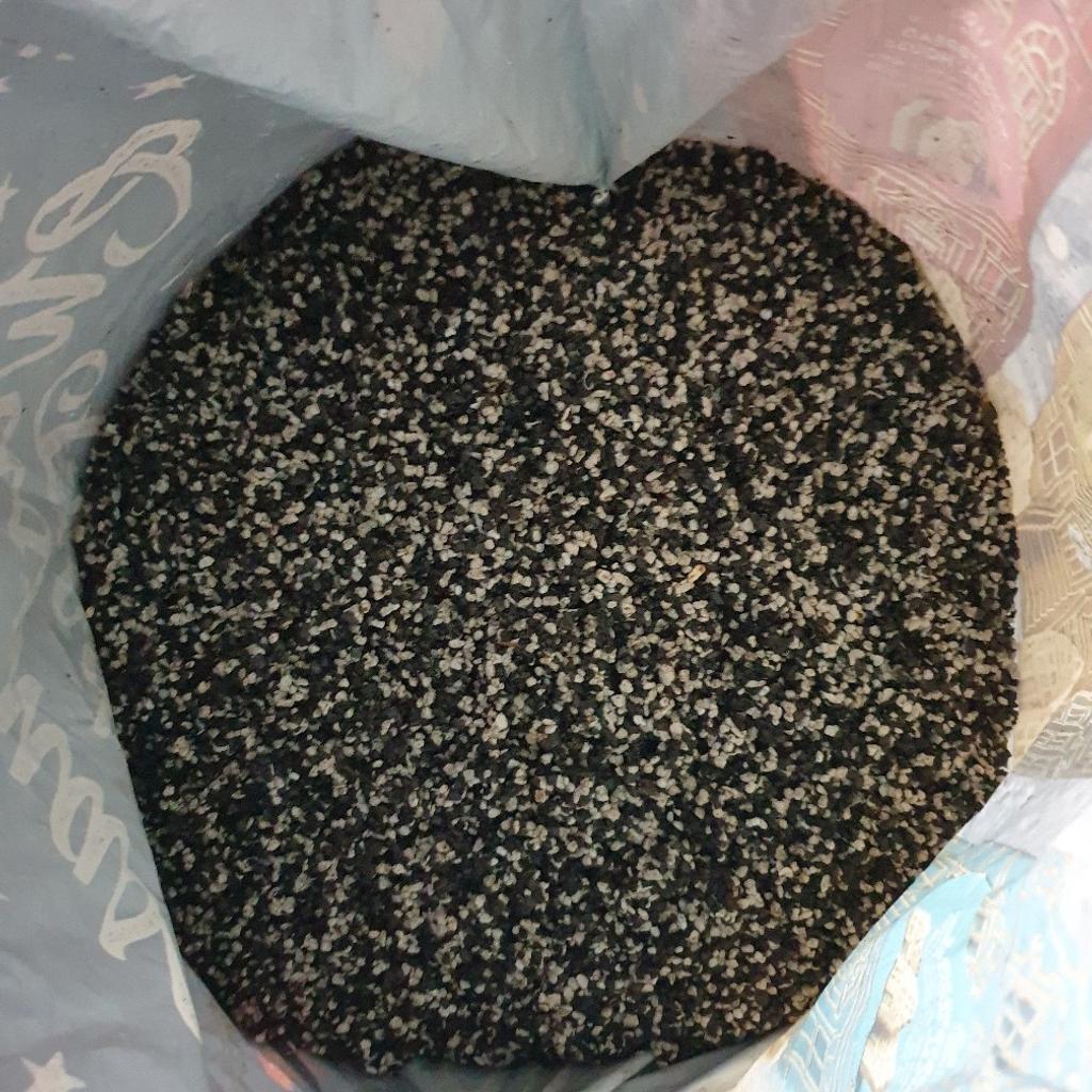 Large bag of aquarium/fish tank gravel in S35 Sheffield für gratis zum ...