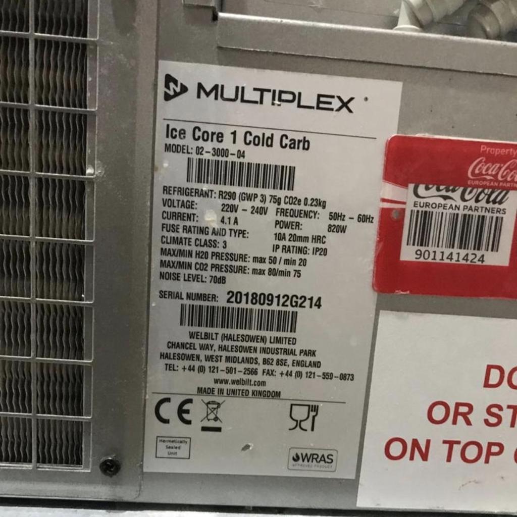 Coca-Cola machine multiplex ice core 1 cold c in W13 London für 150,00 ...