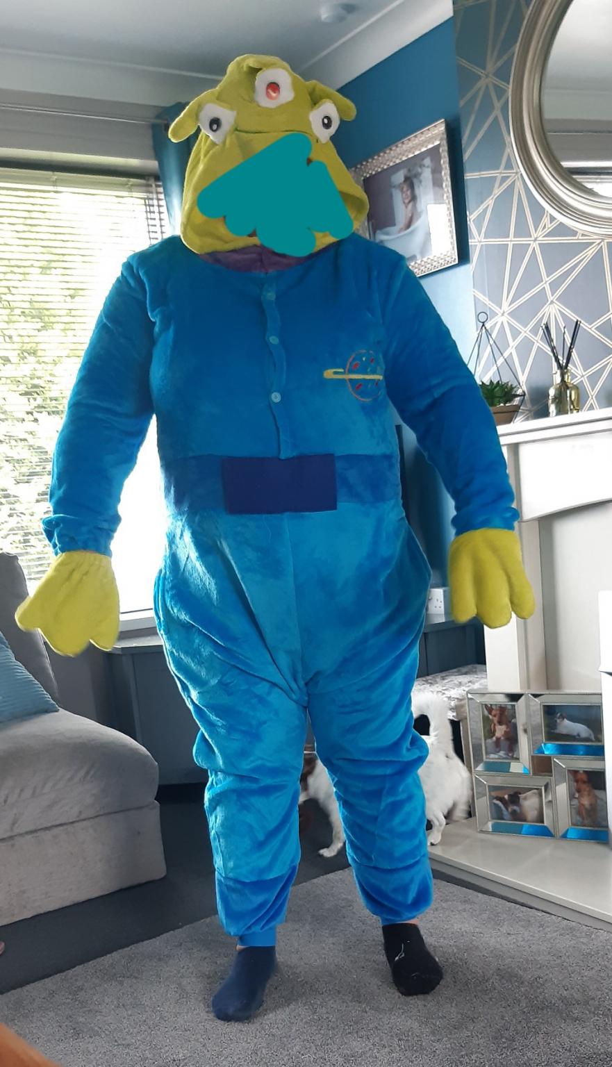 toy story alien onesie / fancy dress in ST17 Cannock Chase für 7,00 ...