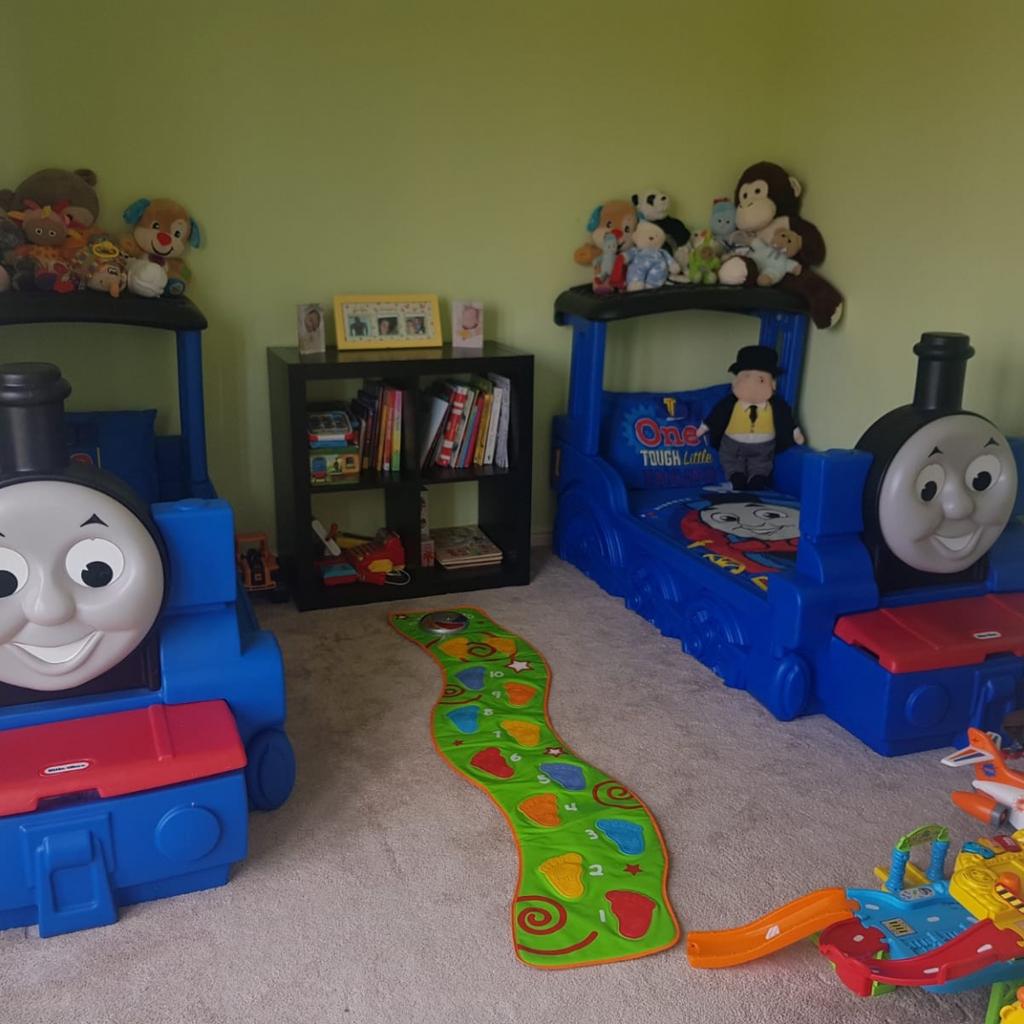 Thomas the tank engine beds in RM15 Kenningtons für £ 100,00 zum ...