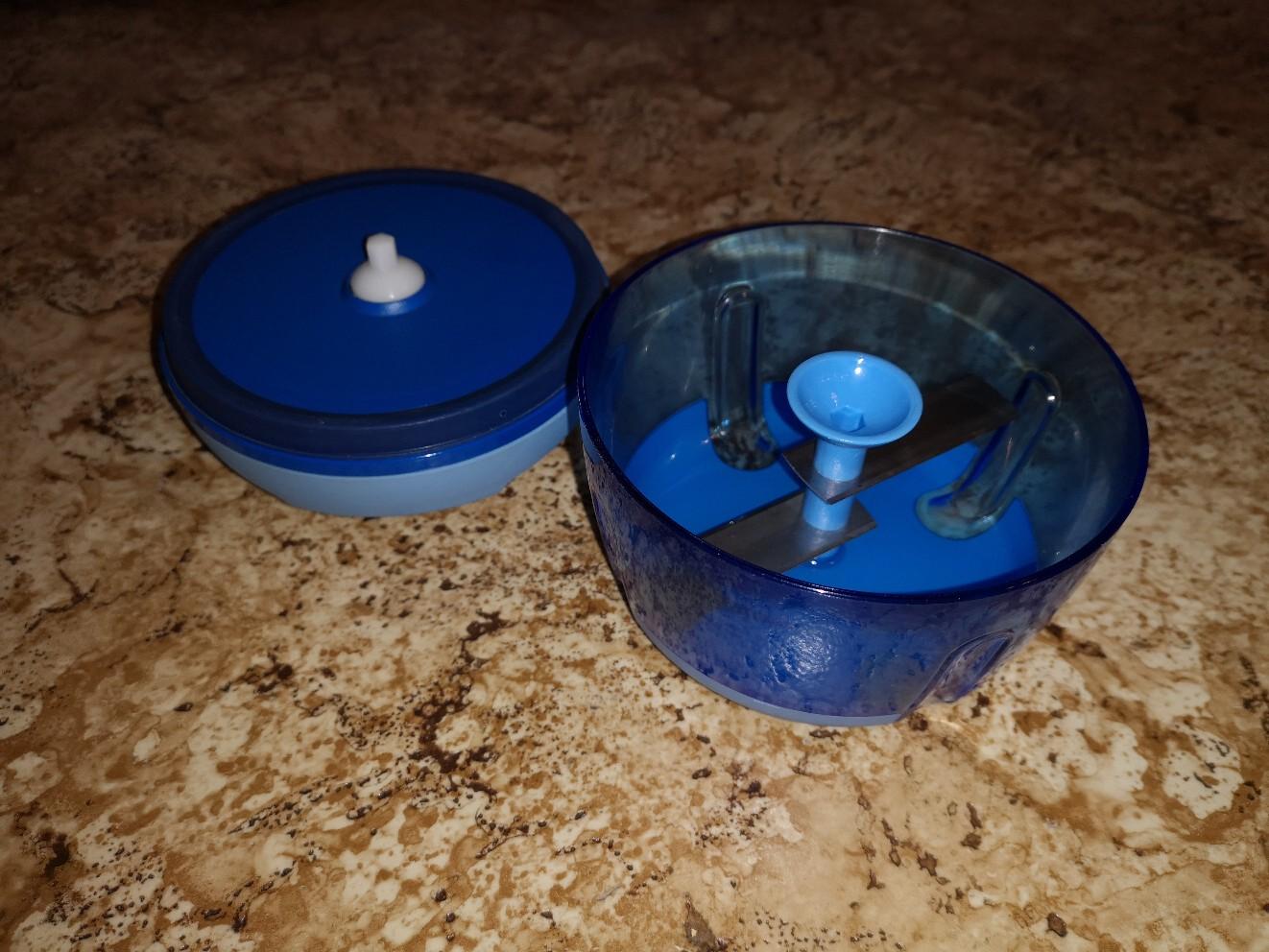 Tupper Hand Zerkleinerer, Chopper in 6714 Gemeinde Nüziders für gratis ...