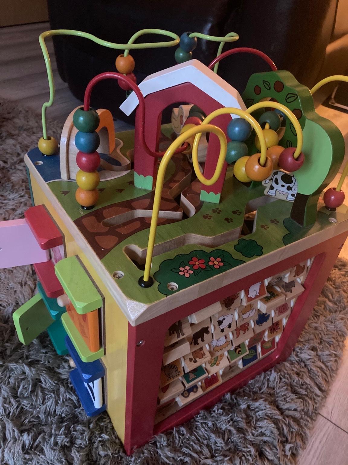 Baby wooden activity cube. Zany farm in St Helens für £ 35,00 zum ...