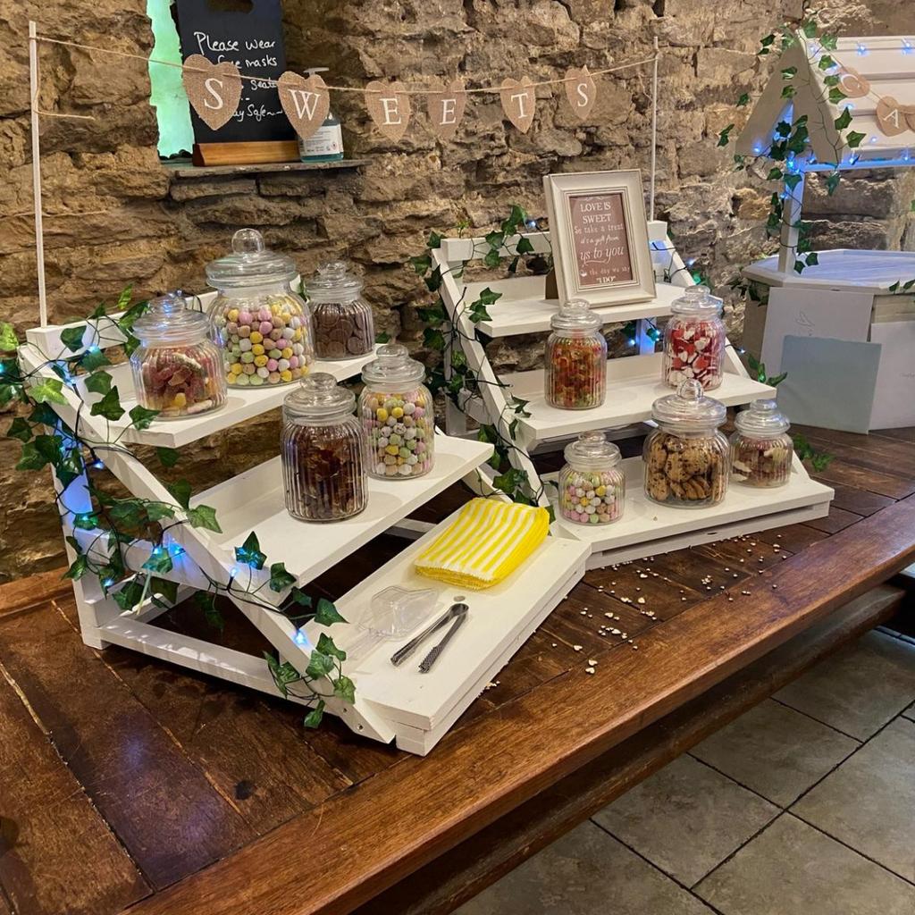 Wedding Sweet Stand (To Buy) in WS15 Cannock Chase für 100,00 £ zum ...