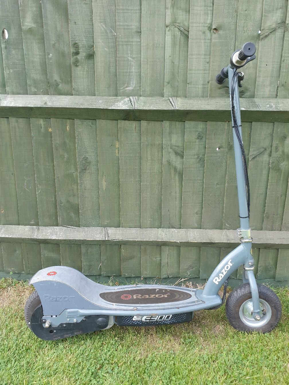 Razor E300 Electric Scooter - Grey E Scooter in B76 Birmingham for £39. ...