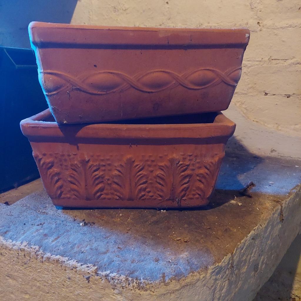4 terracotta window planters in BD22 Bradford for £25.00 for sale | Shpock