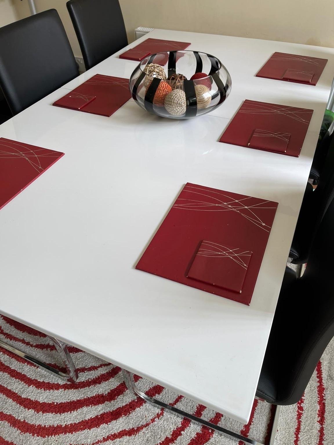 High gloss white extendable dining table in Kirklees for £255.00 for ...