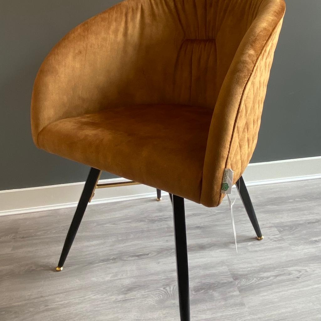 Luxury Gold Tan Modern Armchair BNIB in S1 Sheffield für £ 75,00 zum ...