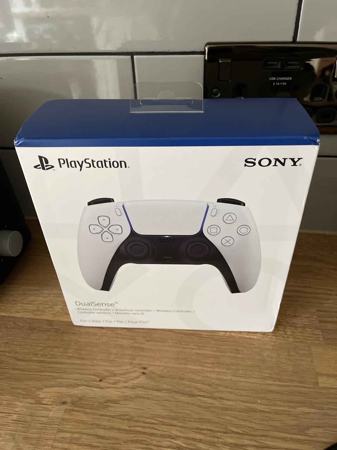 PS5 Brand New DualSense Controller in L39 Lancashire für 55,00 £ zum ...