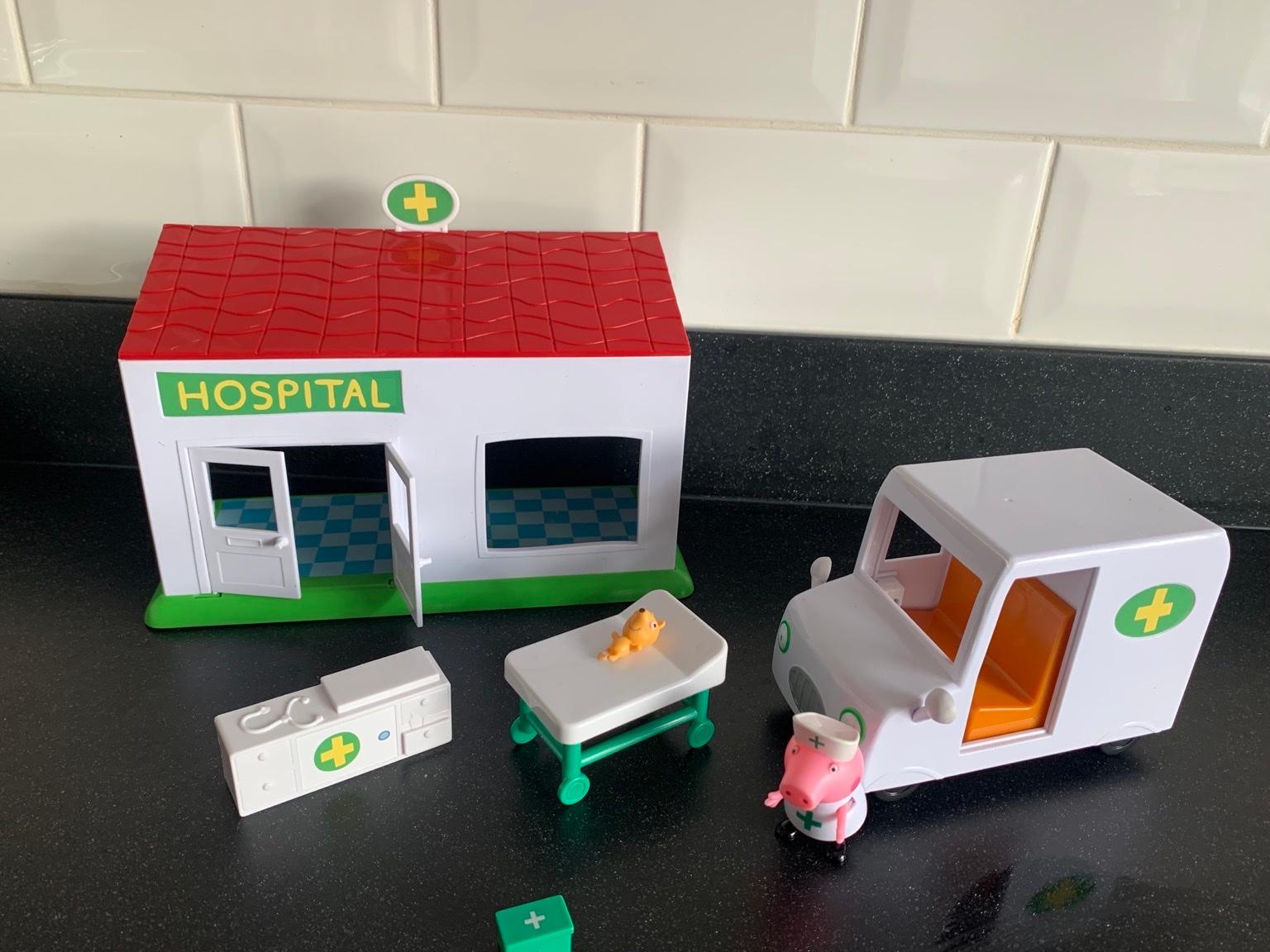 Peppa Pig Hospital in CV6 Coventry für 10,00 £ zum Verkauf | Shpock DE