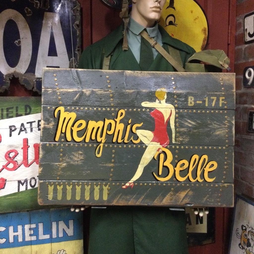 Vintage looking WW2 sign in Pleasington für £ 60,00 zum Verkauf | Shpock AT