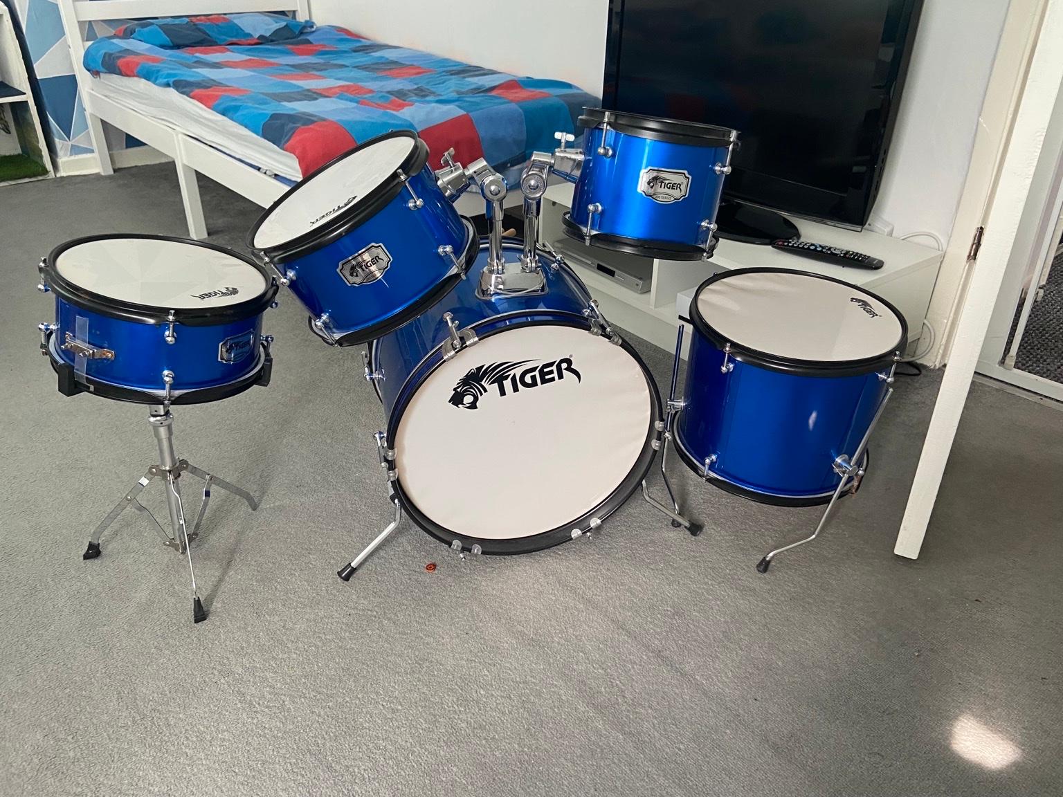 Drum kit in Rochdale für 40,00 £ zum Verkauf | Shpock DE