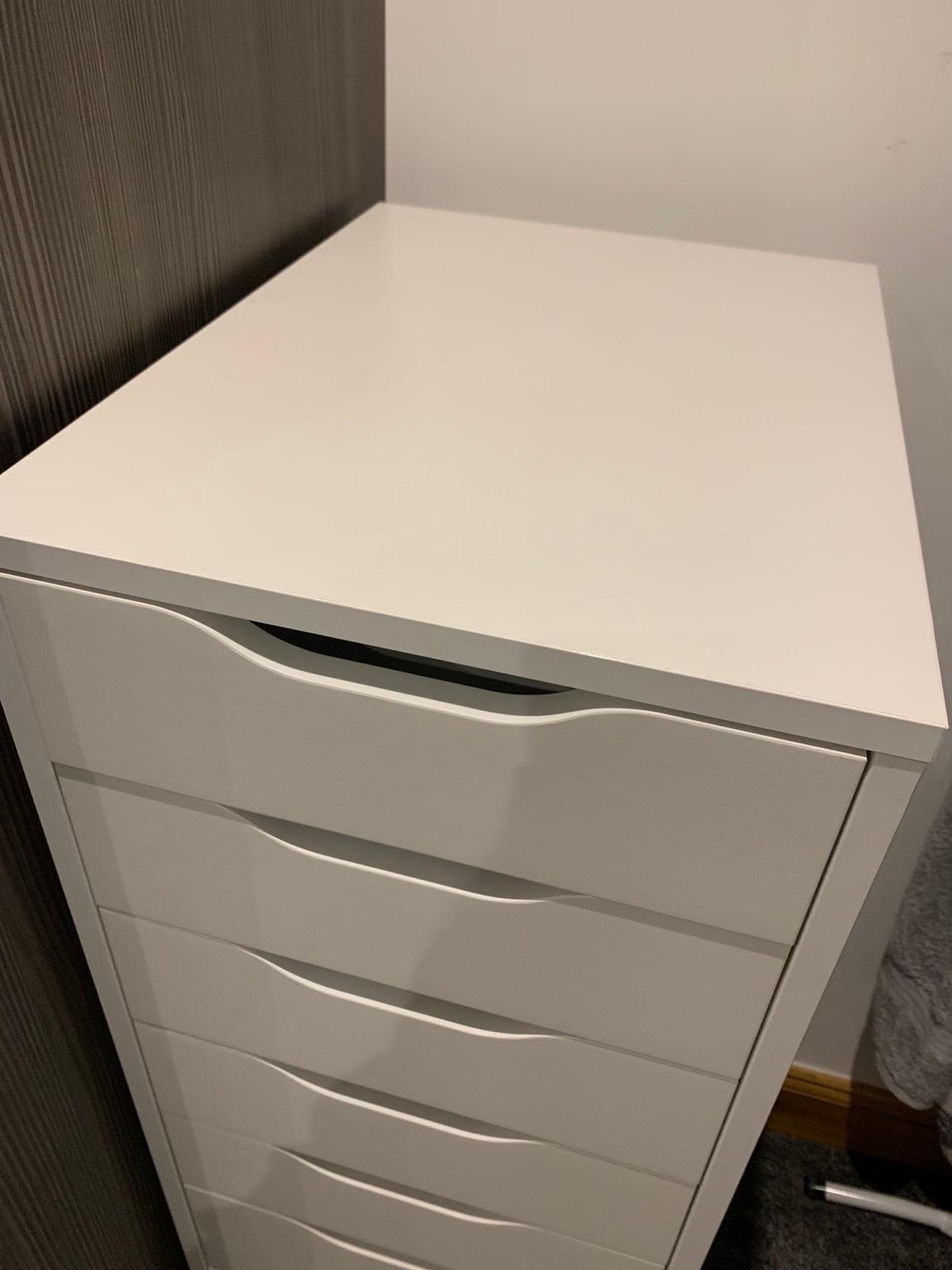 IKEA Alex unit with 9 drawers in E10 London für 70,00 £ zum Verkauf ...