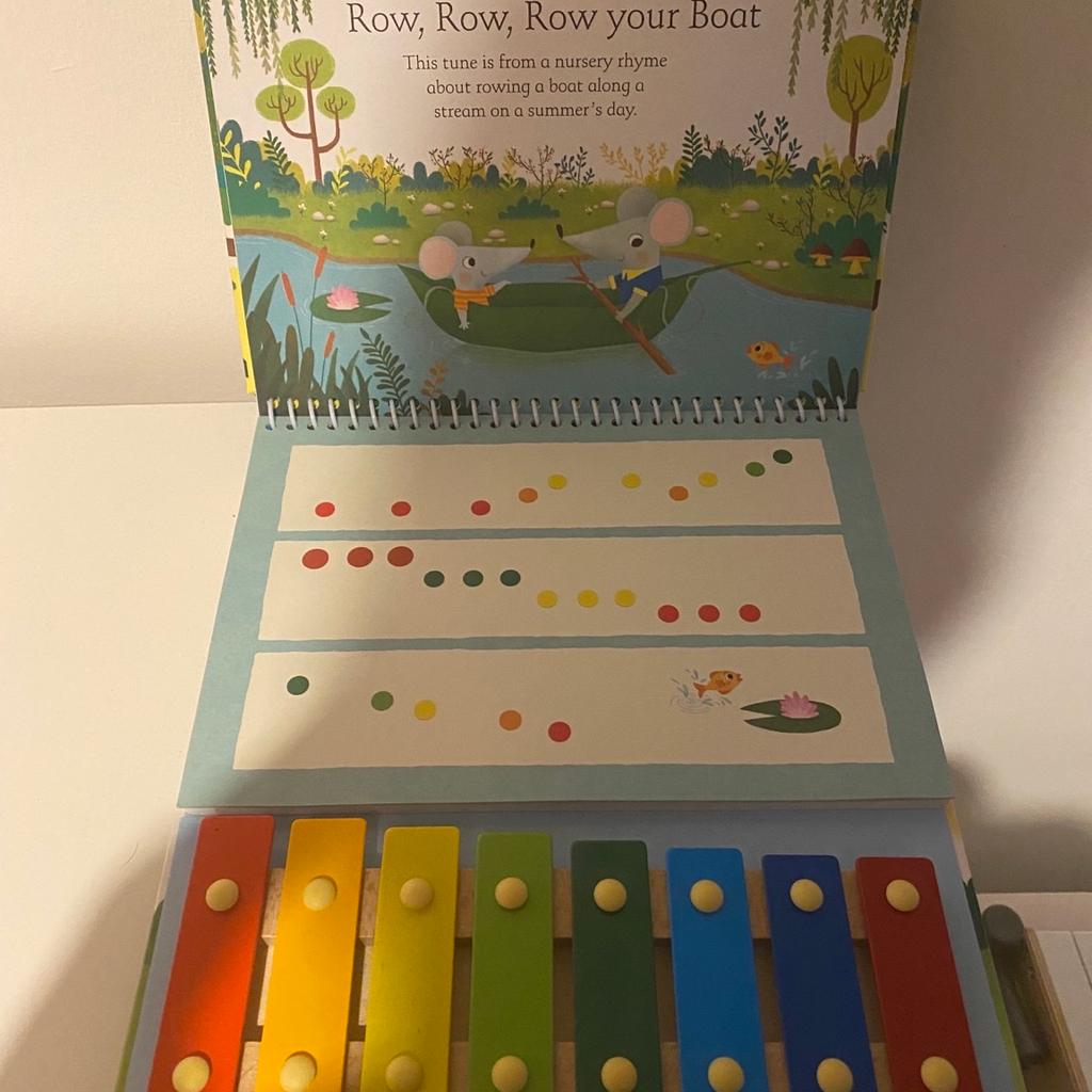 Nursery Rhymes Xylophone Book in SE4 Lewisham für 5,00 £ zum Verkauf ...