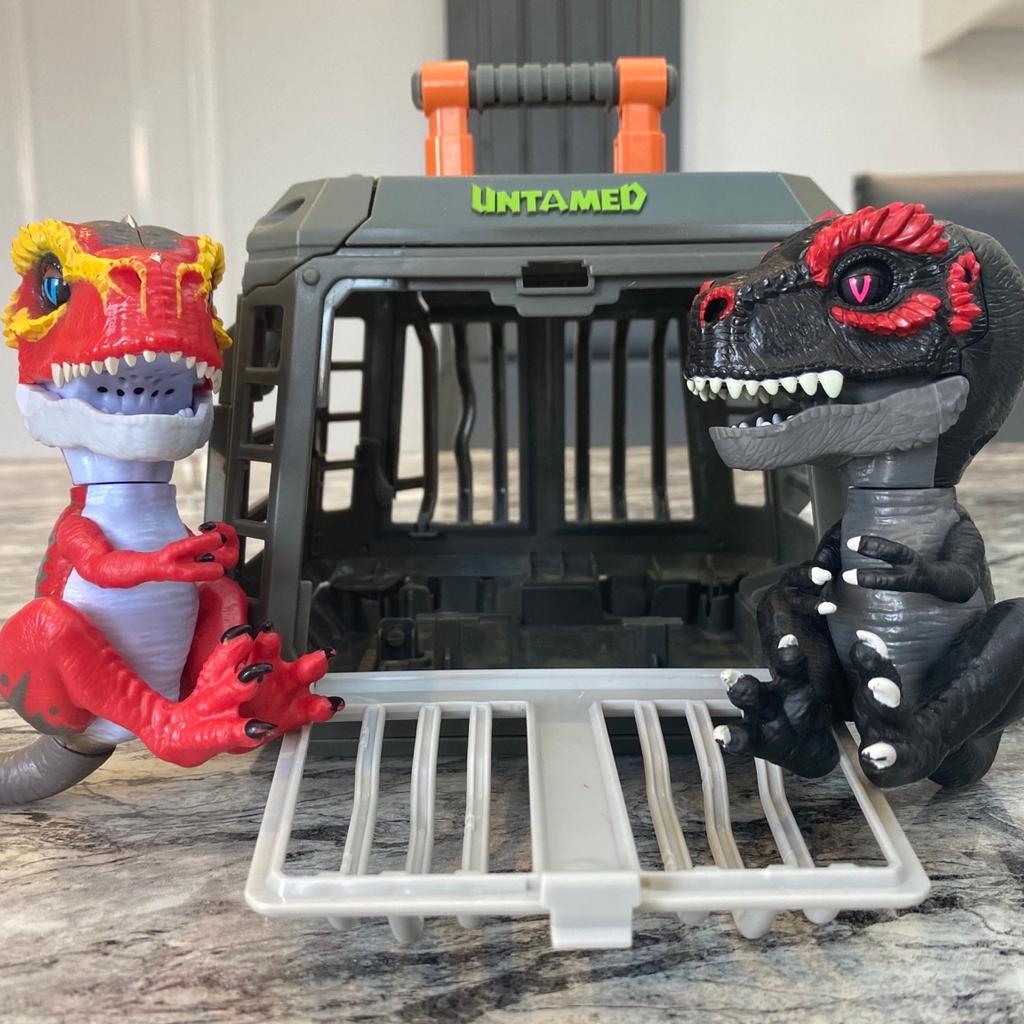 Untamed dinosaurs and cage in WV14 Dudley für £ 15,00 zum Verkauf ...