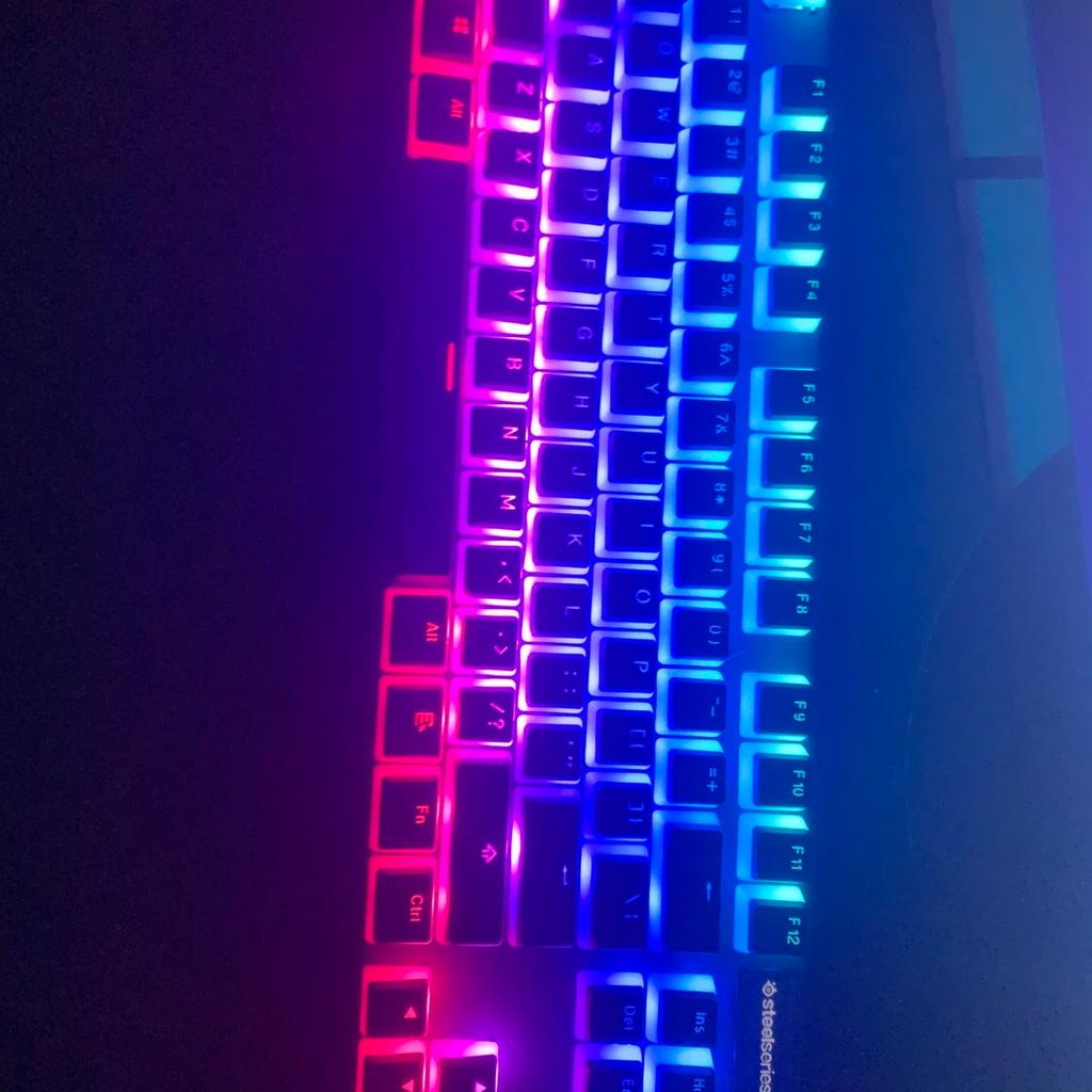 Apex pro tkl in WS11 Walsall für £ 120,00 zum Verkauf | Shpock AT