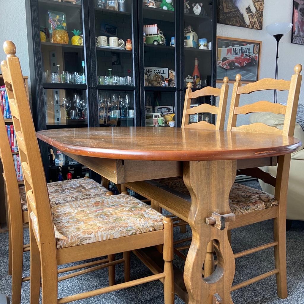 Wooden Dining Table in NG17 Ashfield für £ 15,00 zum Verkauf | Shpock AT