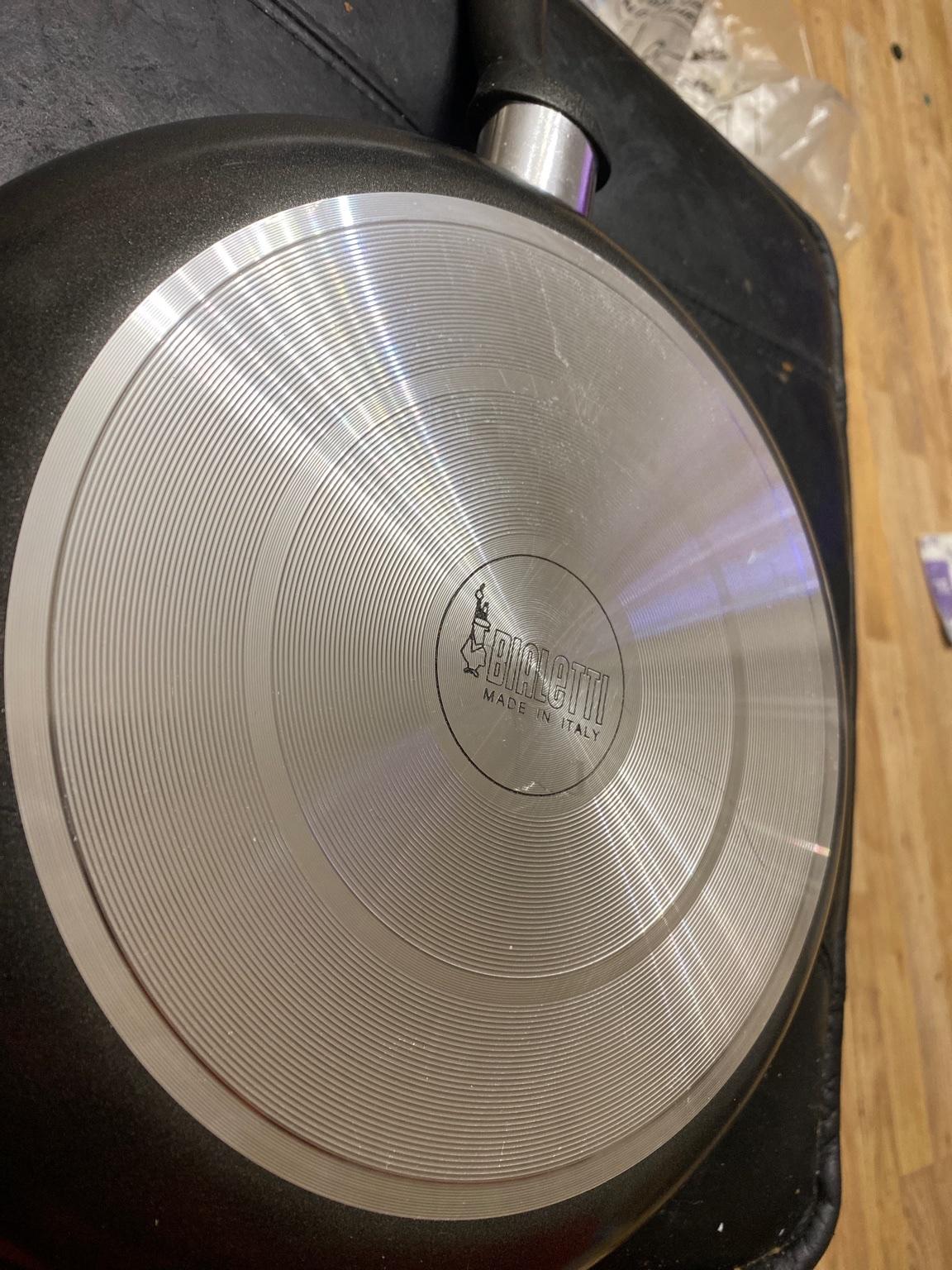 FRYING PAN BIG ONE BRAND NEW in W10 London für 5,50 £ zum Verkauf ...