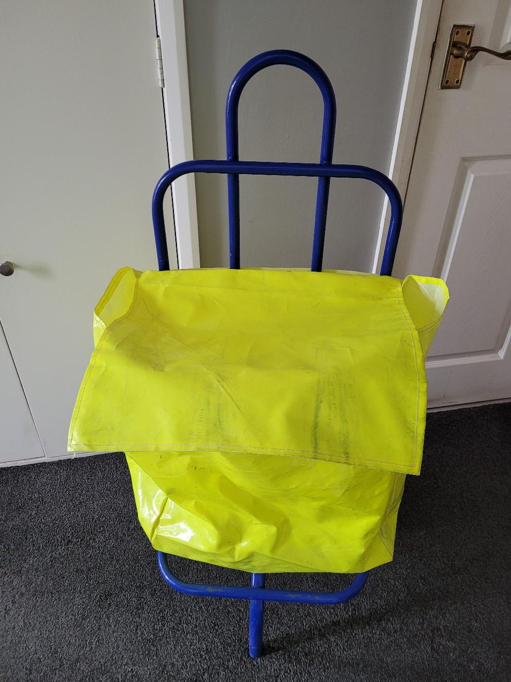 Leaflet/newspaper distribution trolley in WV11 Wolverhampton for £20.00 ...