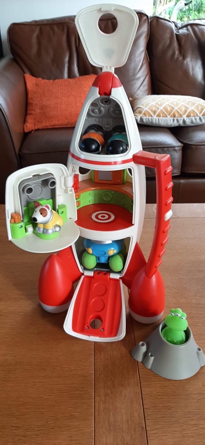 ELC Happyland Space Rocket sounds & lights in St Helens für 10,00 £ zum ...