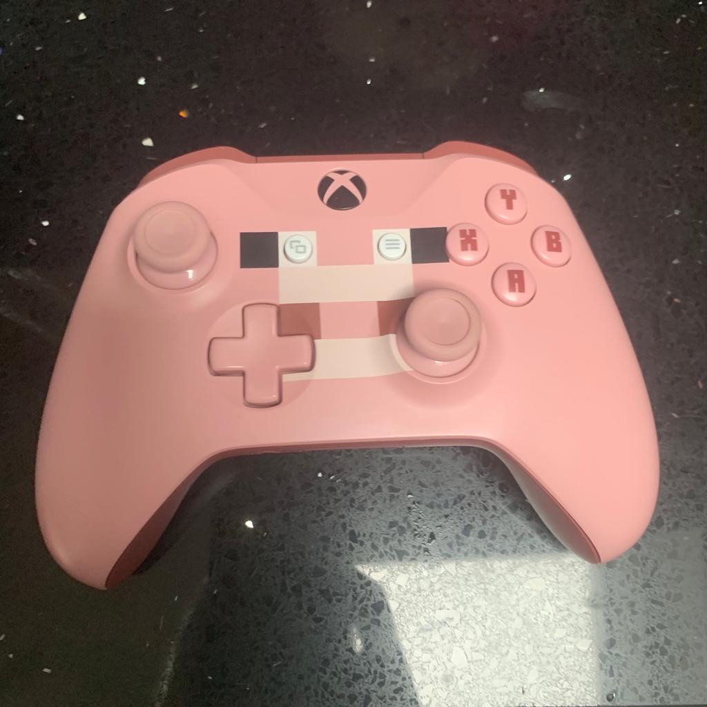 Xbox one Minecraft pig wireless controller in Stockport für 45,00 £ zum ...