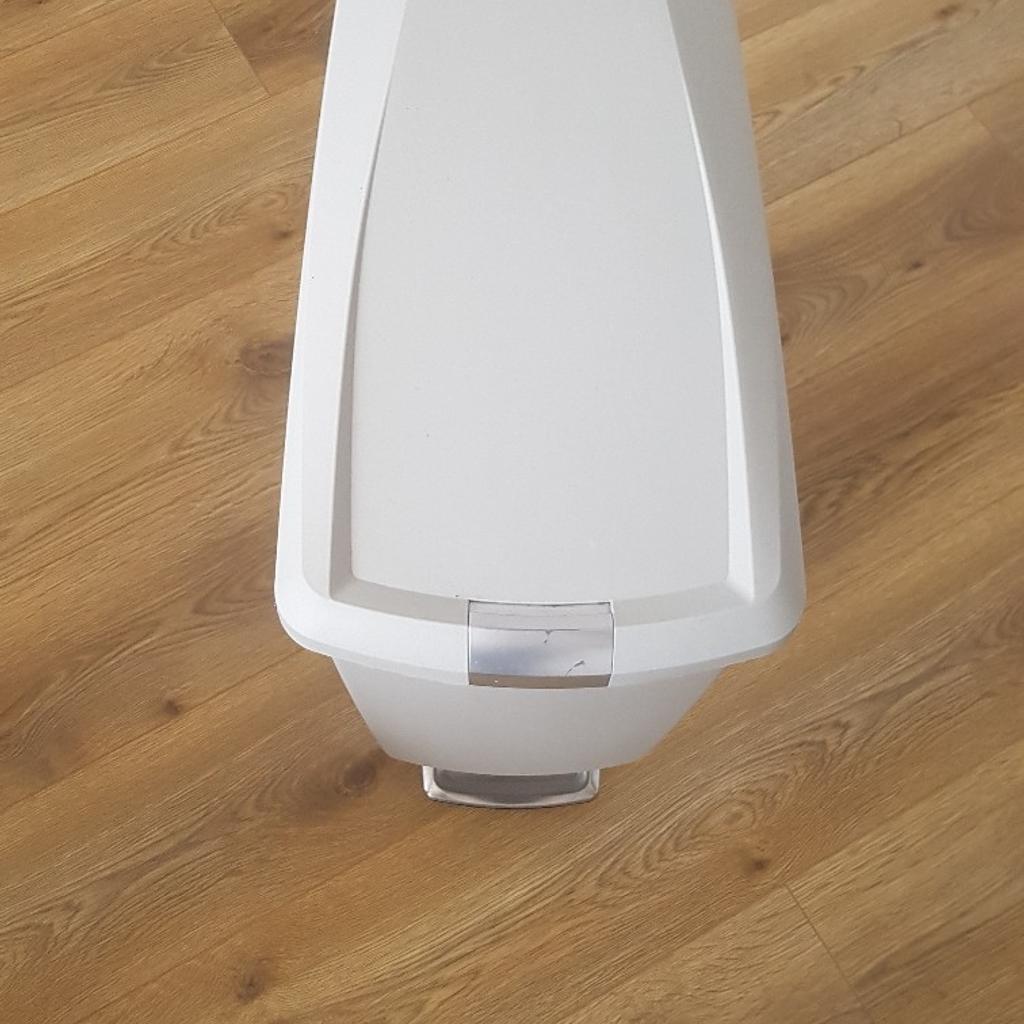 Pedal Bin in NW2 London für £ 15,00 zum Verkauf | Shpock AT