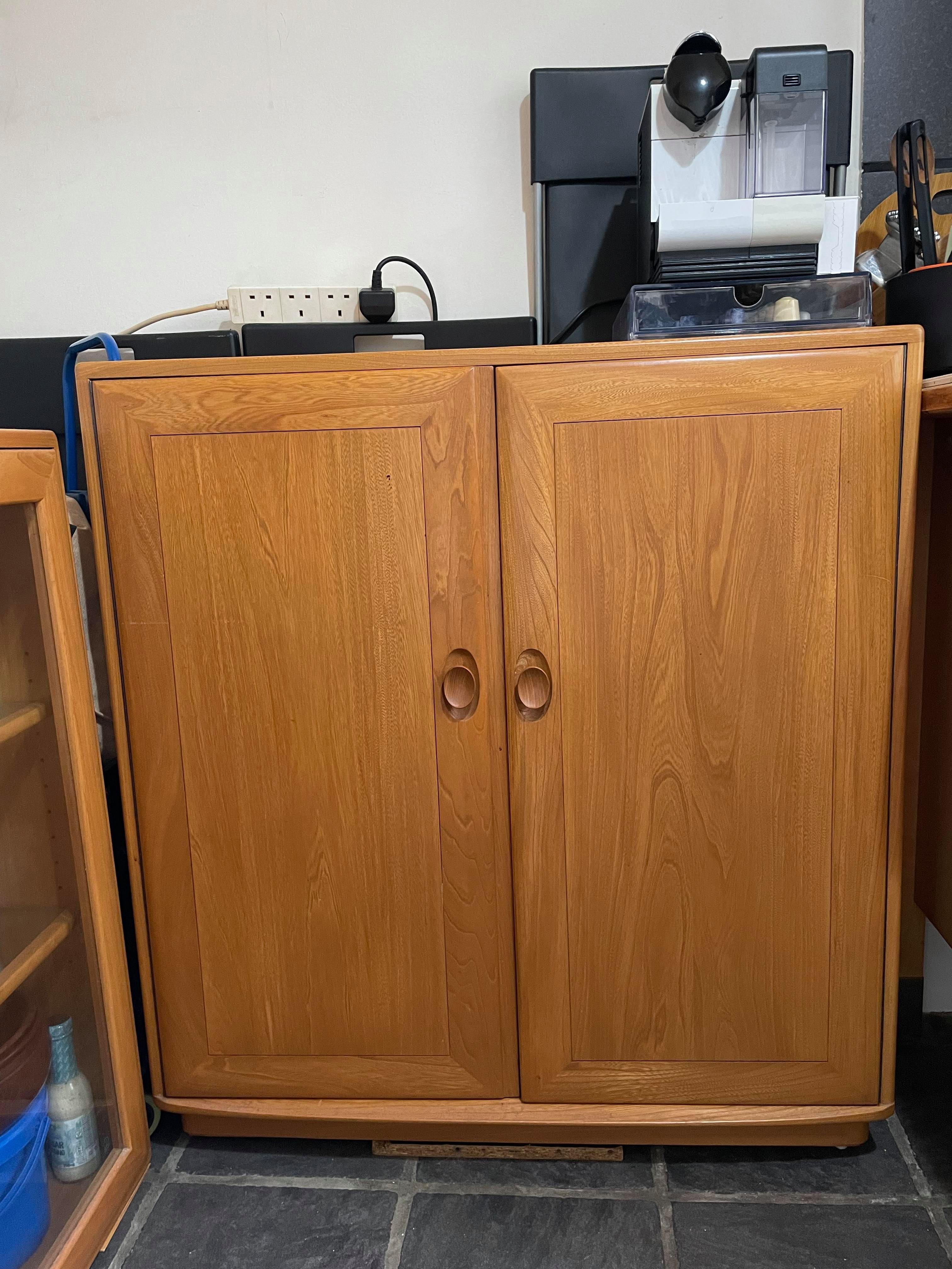 Solid wood display cabinet in SE5 London for £50.00 for sale | Shpock