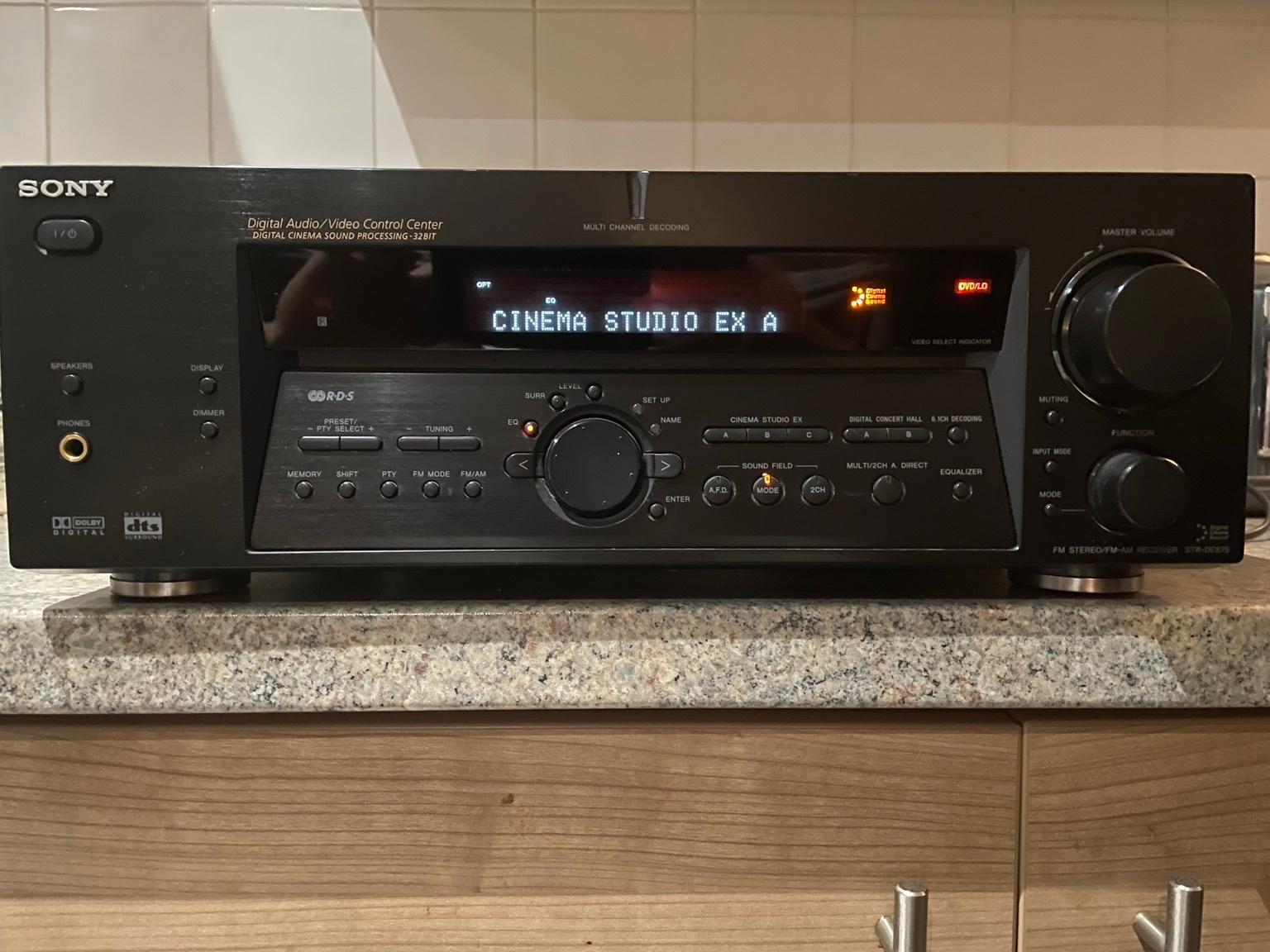Sony STR-DE875 AV Reciever in MK42 Bedford for £50.00 for sale | Shpock