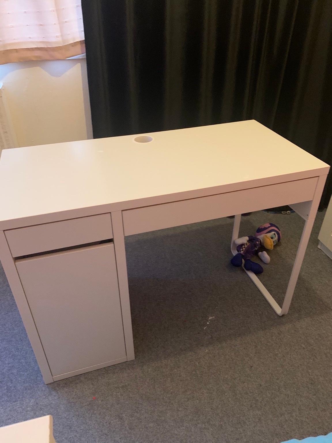 IKEA Desk in SE17 London Borough of Southwark für 30,00 £ zum Verkauf ...