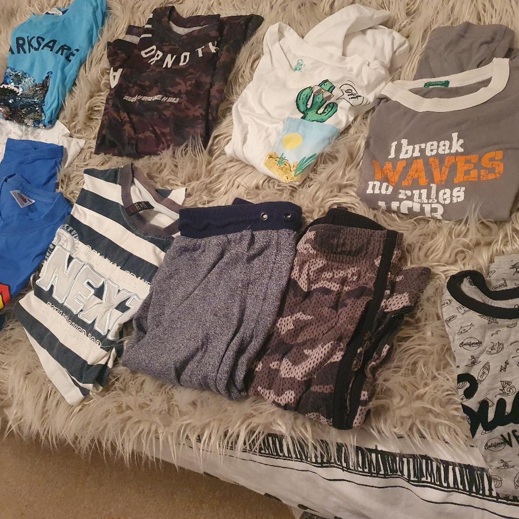 bundle of clothes summer boys in SW8 London for £5.00 for sale | Shpock