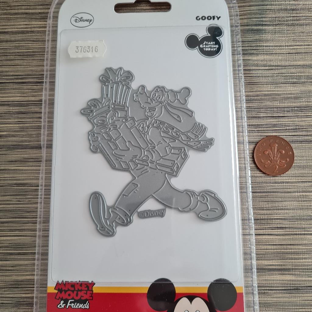 Craft Die Disney CHRISTMAS GOOFY Metal Cutter in Leeds für £ 3,00 zum ...