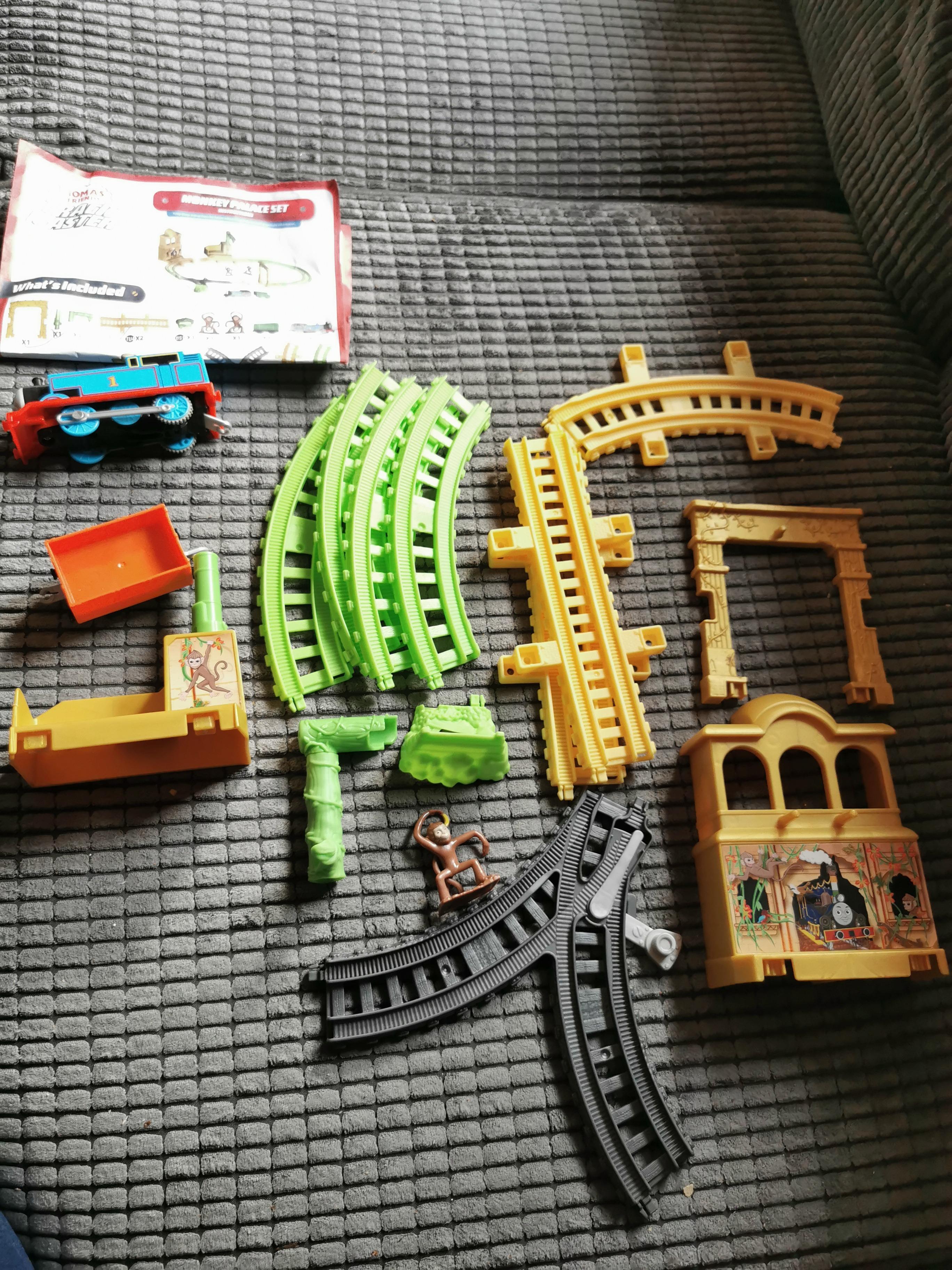 x6 Thomas and friends trackmaster track sets in Birchwood for £30.00 ...