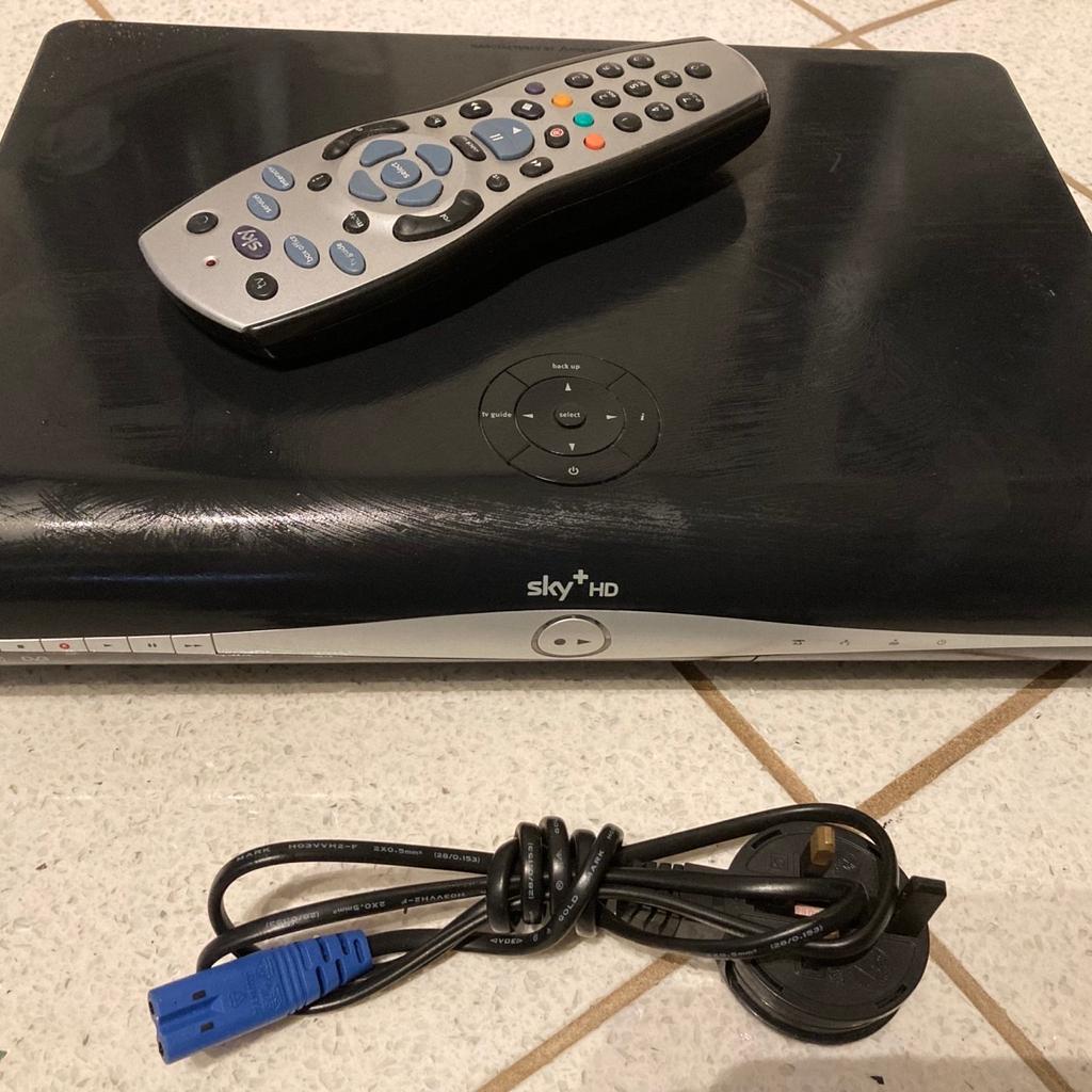 Sky Hd box with cable and remote in BL3 Bolton für 15,00 £ zum Verkauf ...