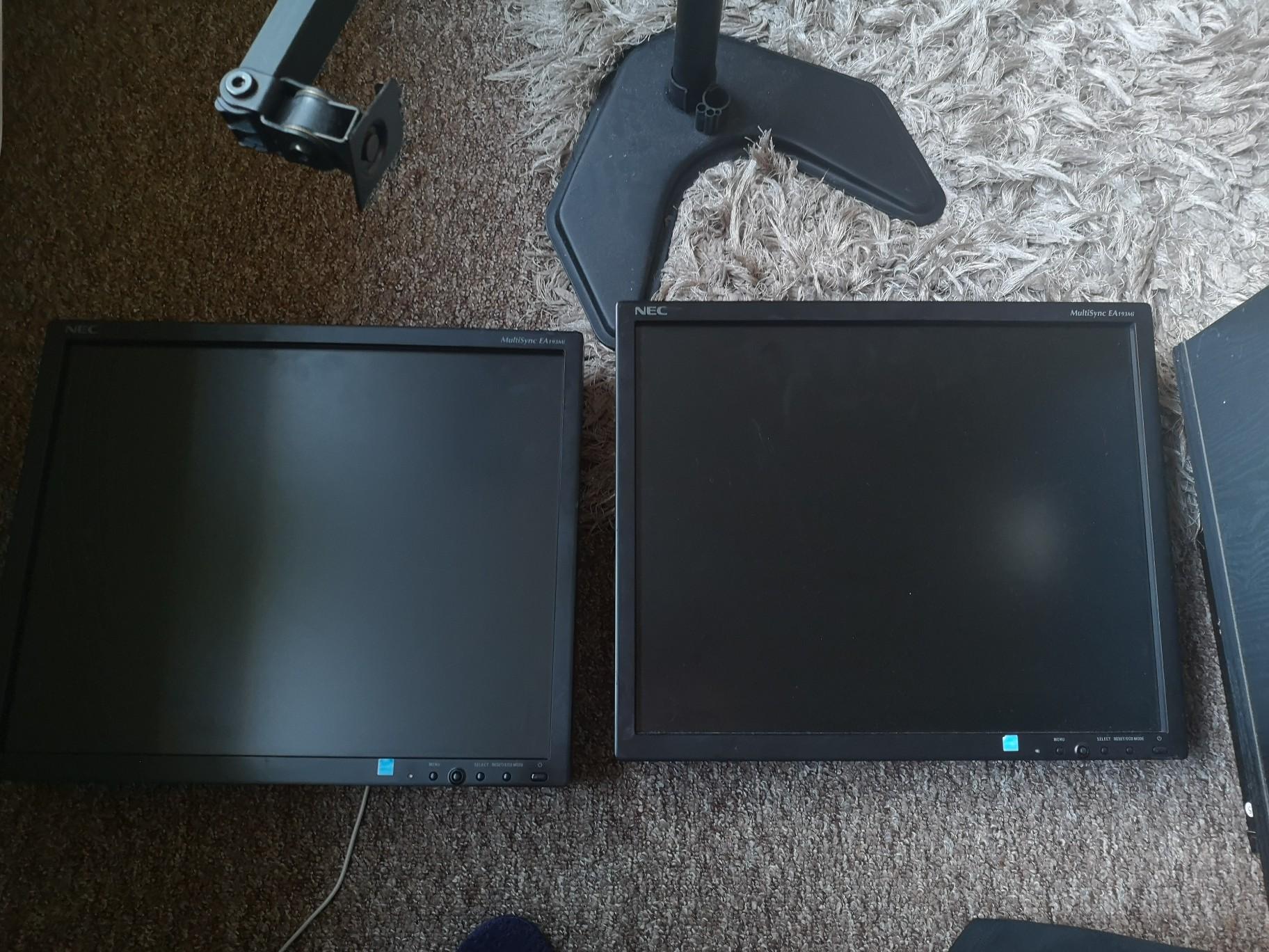 dual 19 inch NEC multisync dual monitor in M34 Tameside für 60,00 £ zum ...