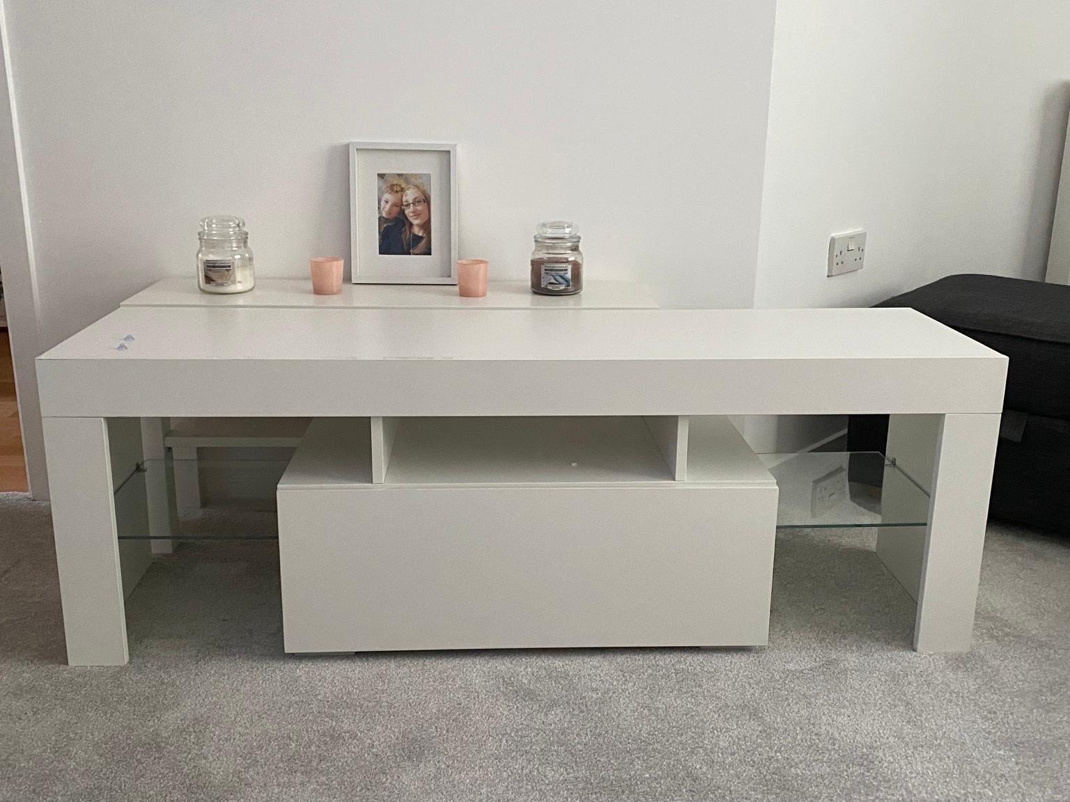 Tv unit/ cabinet / sideboard in B98 Redditch für £ 70,00 zum Verkauf ...