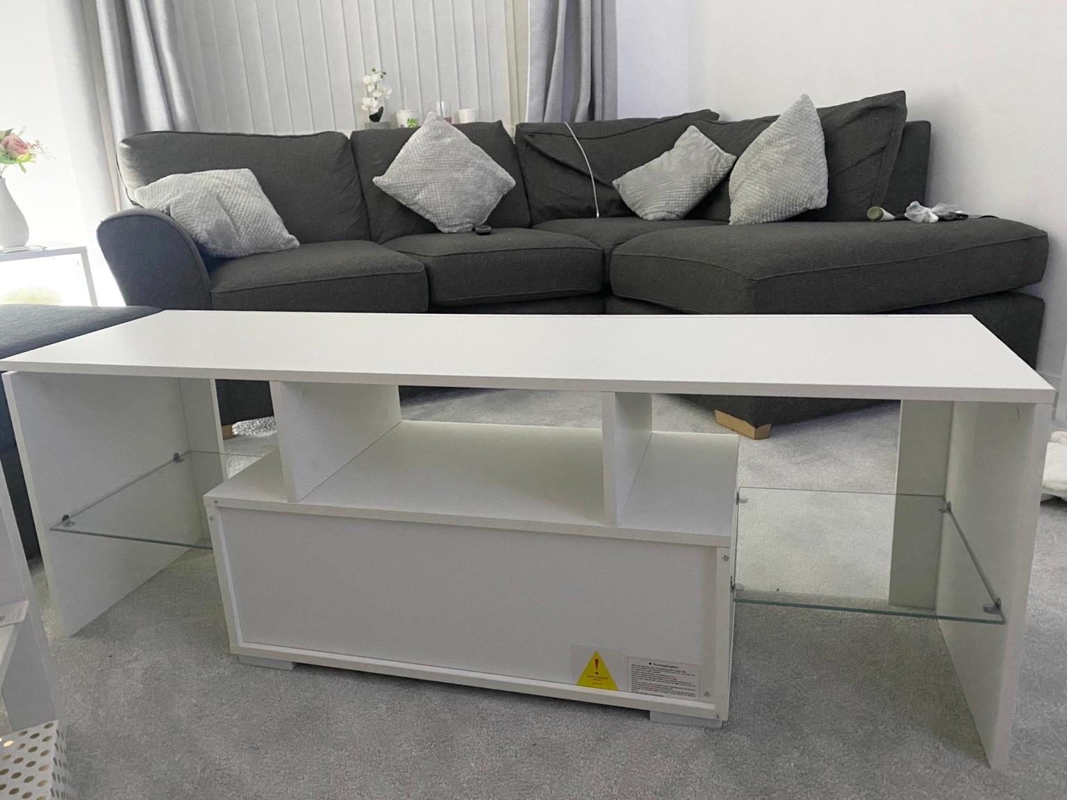 Tv unit/ cabinet / sideboard in B98 Redditch für £ 70,00 zum Verkauf ...