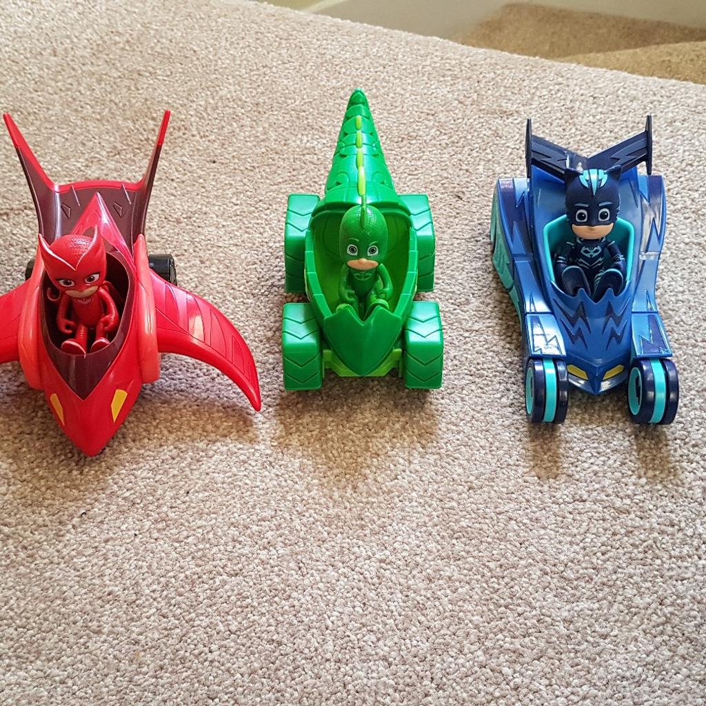 PJ mask cars and figures in B31 Birmingham für £ 15,00 zum Verkauf ...